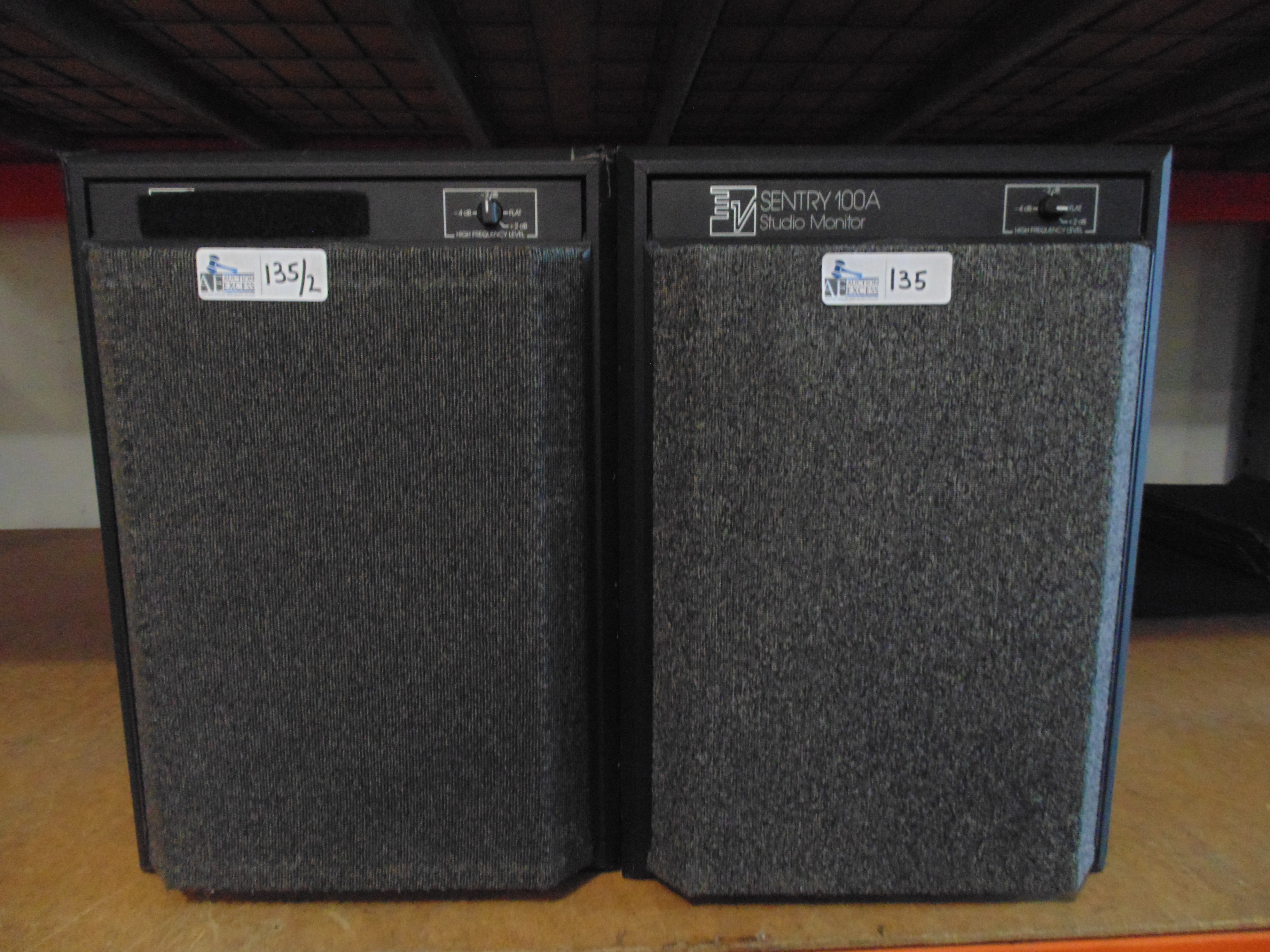 LOT OF 2 ELECTRO VOICE SENTRY 100A