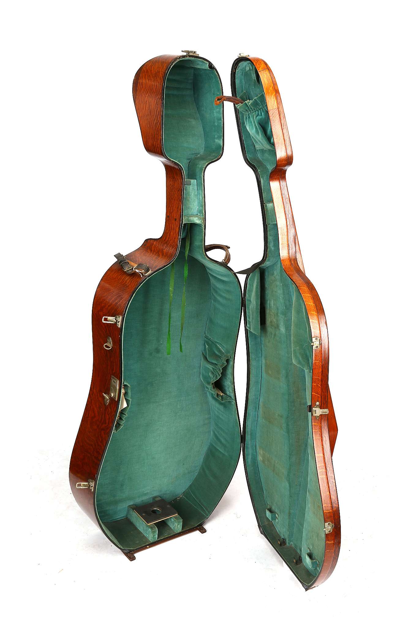 A fine light oak, old English cello case, 19th century. In excellent ...