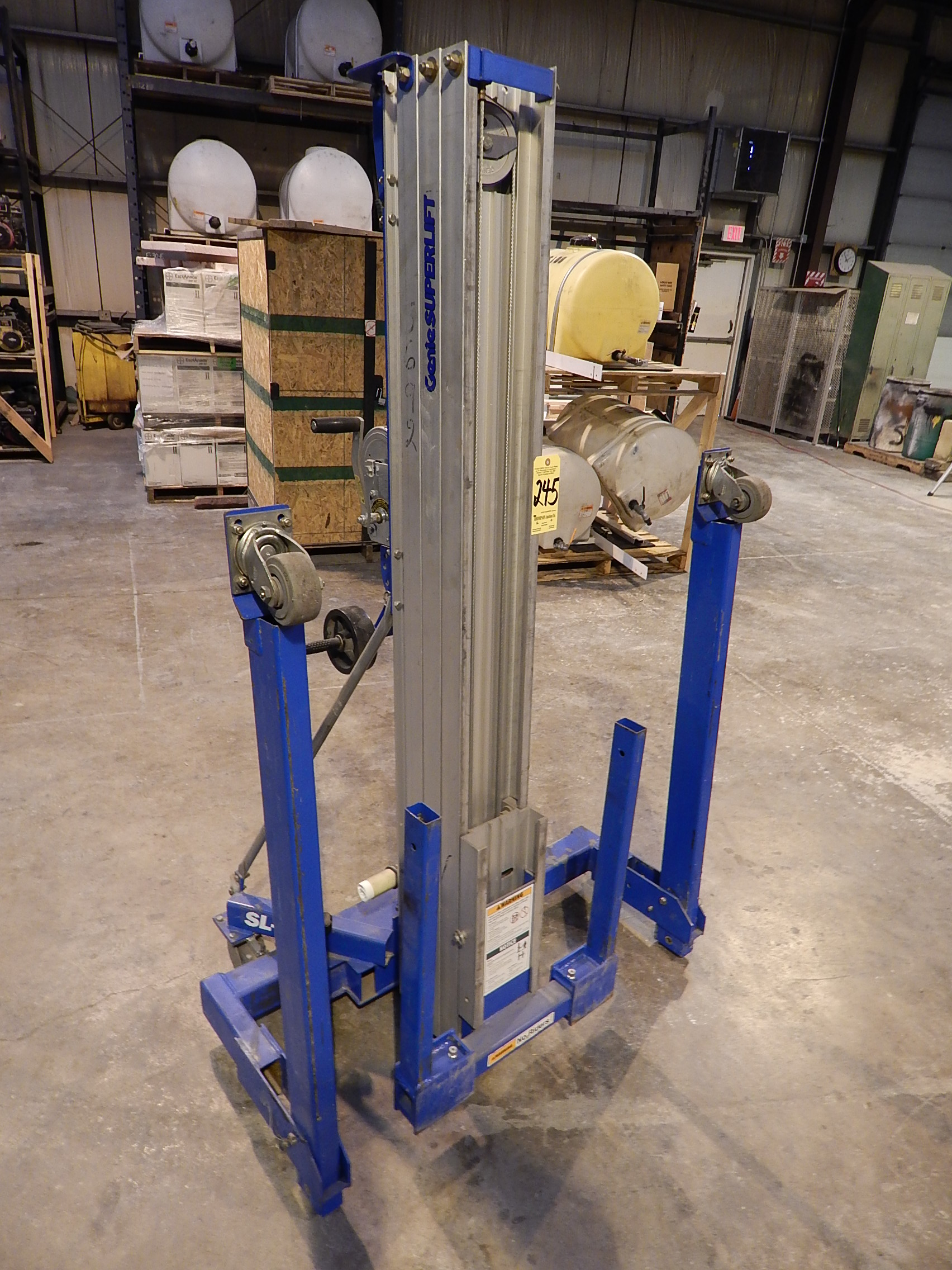Genie Model SL-15 Superlift, 800 Lb. Capacity