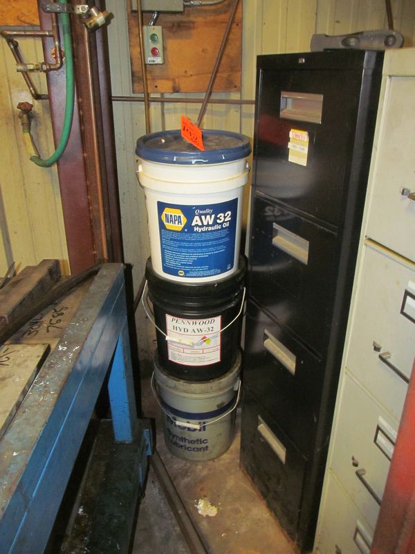 Navi-guard partial 55 gal. drum (1/2 full) premium AW100 hydraulic oil