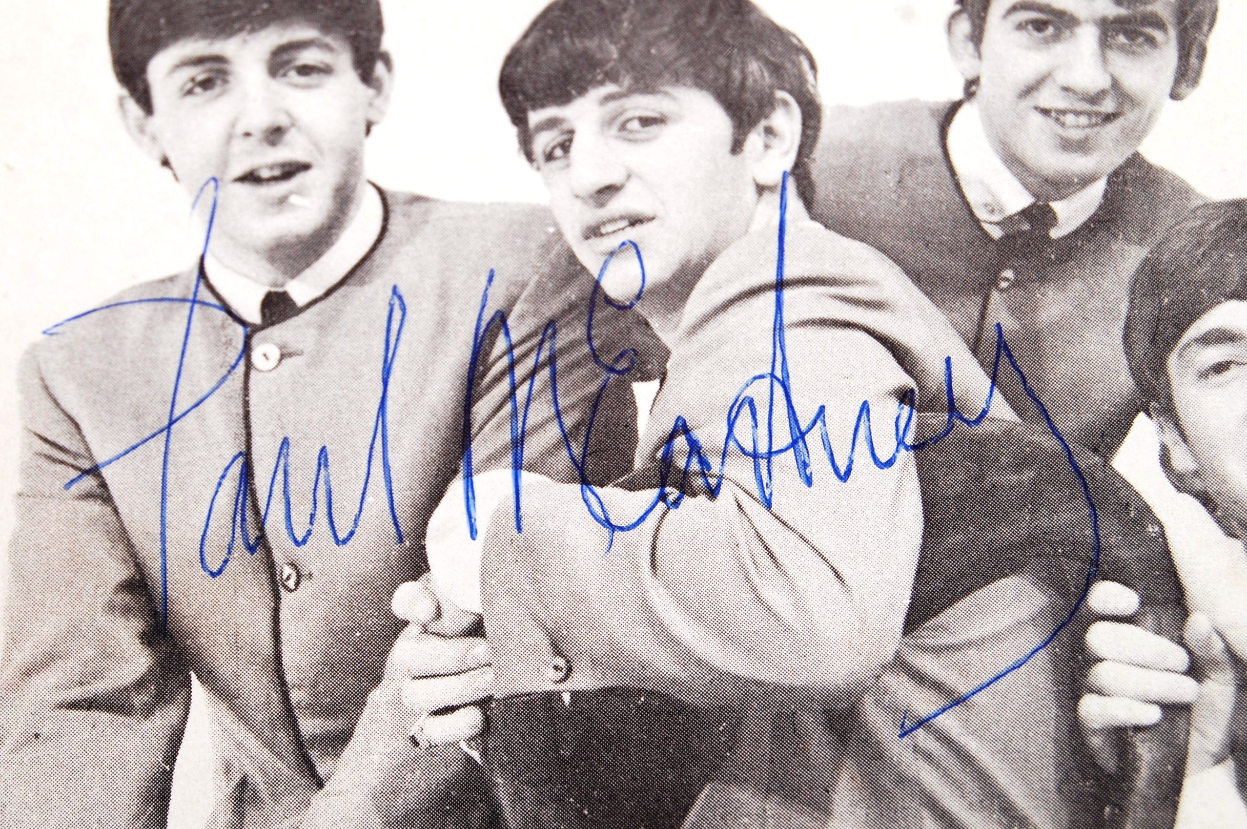 A rare original ' The Beatles ' official Fan Club promotional postcard ...