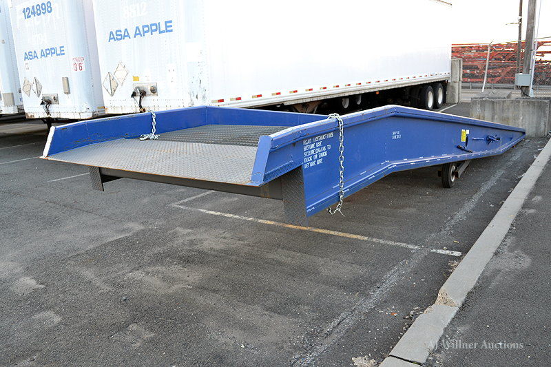 Bluff Manufacturing model 20SYS8436L yard ramp, 84"x36', 20,000 lbs ...