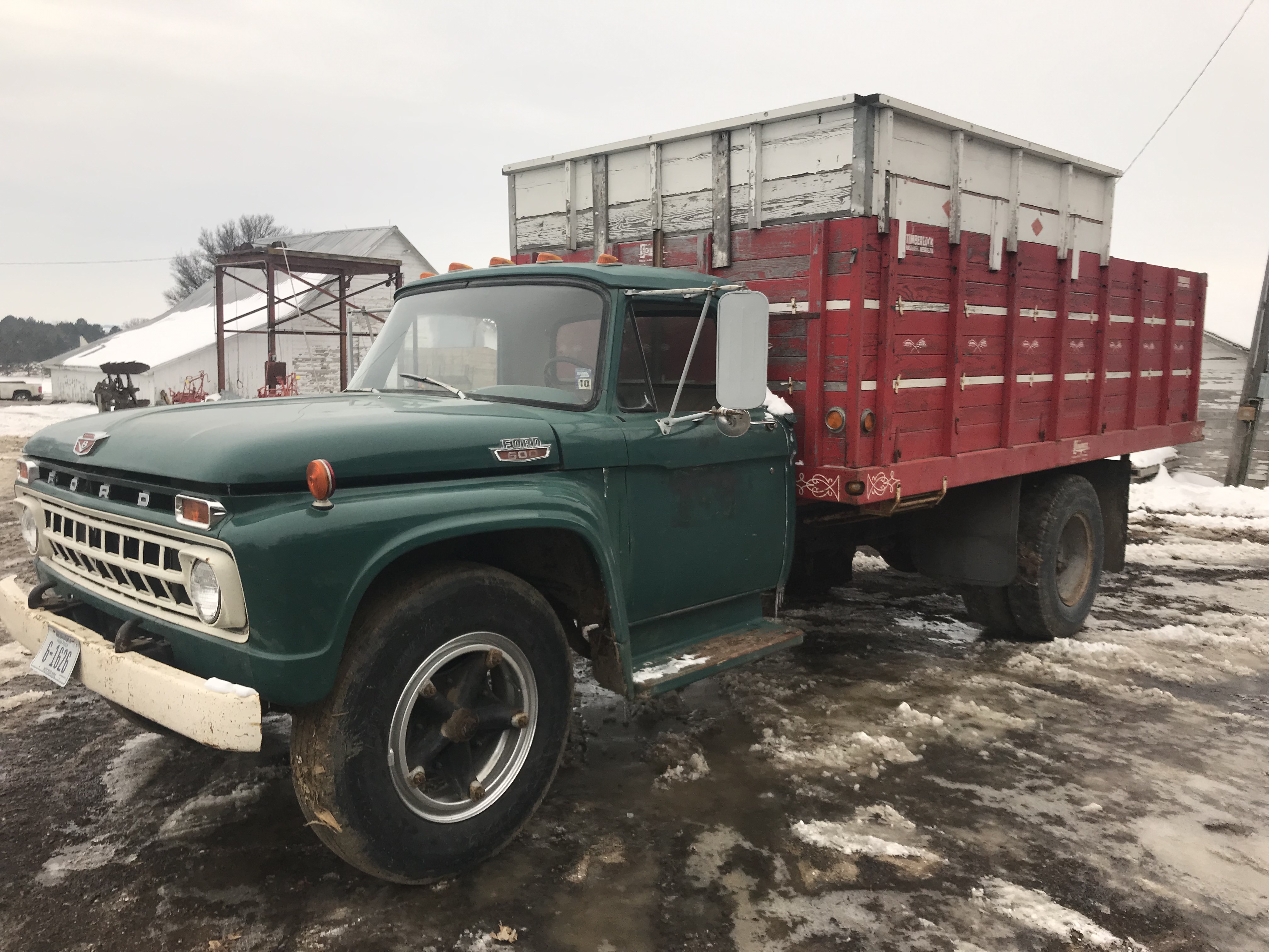1965 Ford F-600 Grain Truck, 390 V-8, 5/2spd, 16' Wood Box w/Hoist (clean)