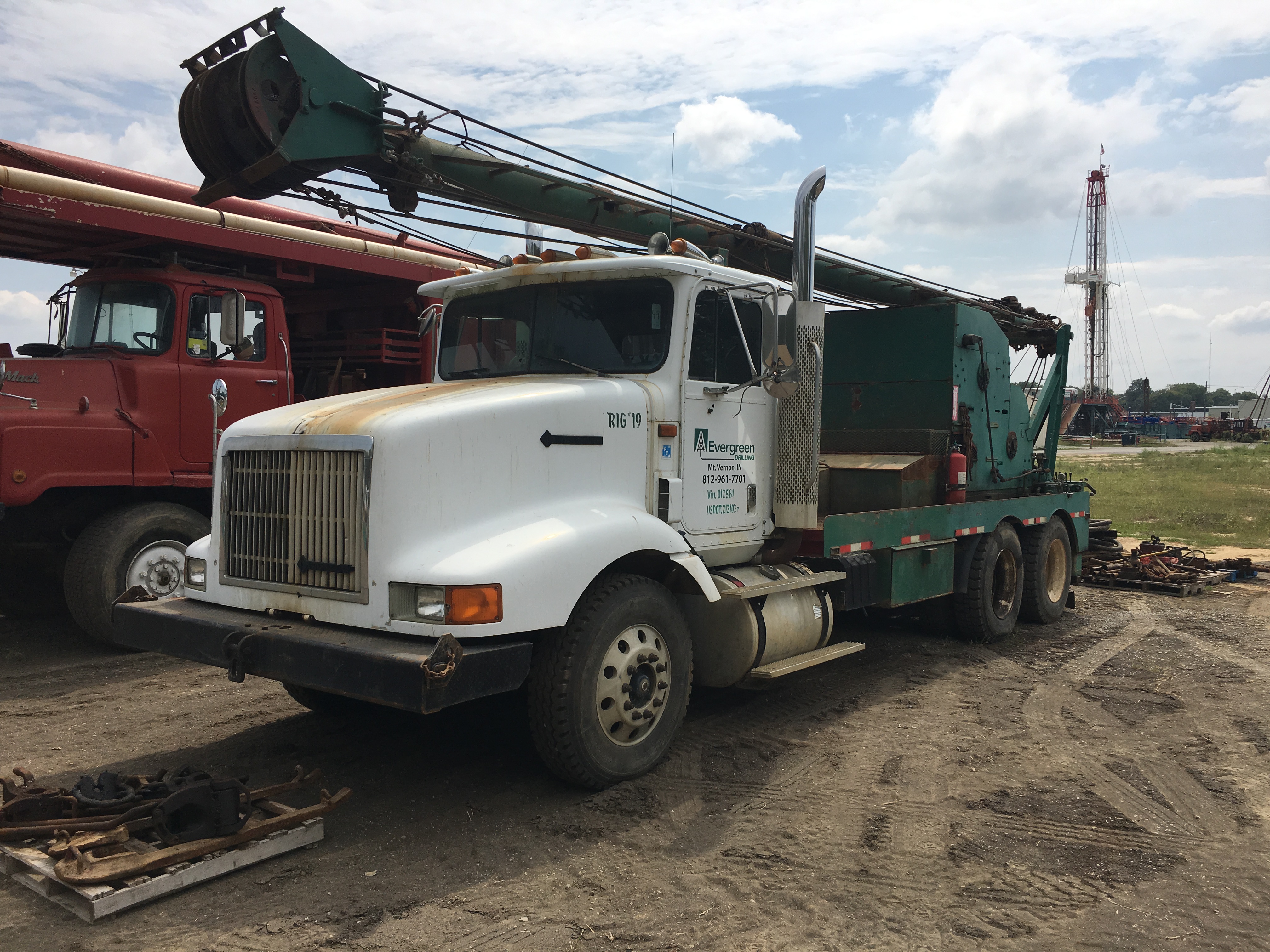 Cooper 32-32 Double Drum Workover Rig, Single Pole 8” x 10” Mast ...