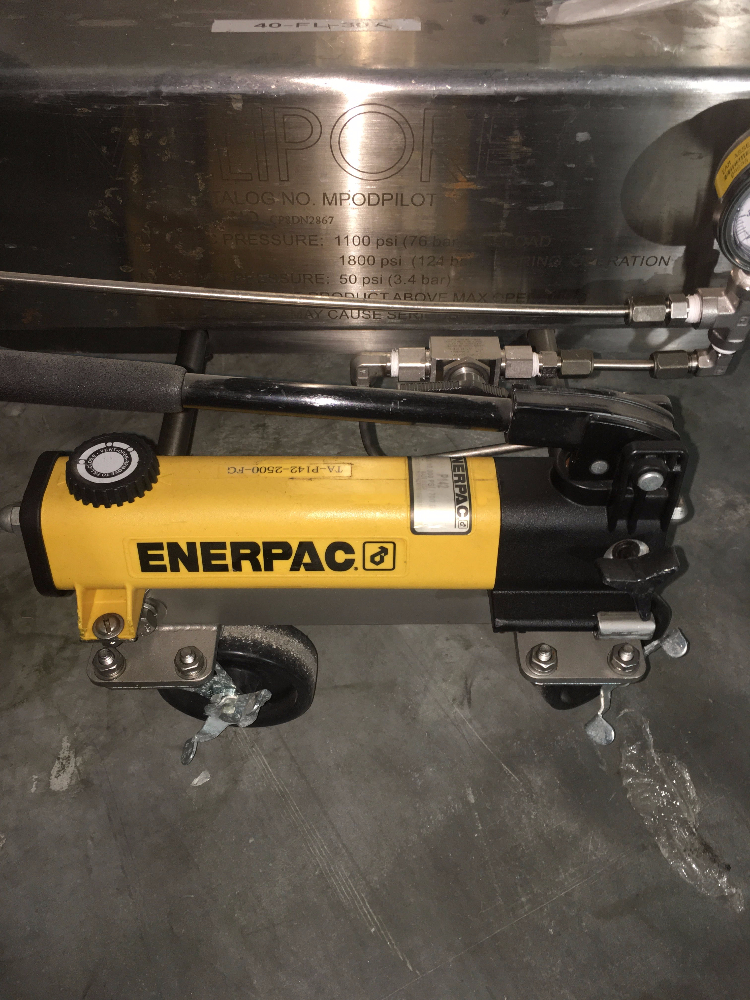 Millipore MPODPILOT Pod Filter Holder , (1) Millipore MPODPILOT Max ...