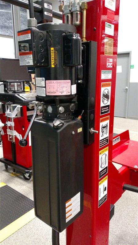 Hunter L421-14K 14,000 Lb. 4-Post Surface Alignment-Rack Lift s/n ...