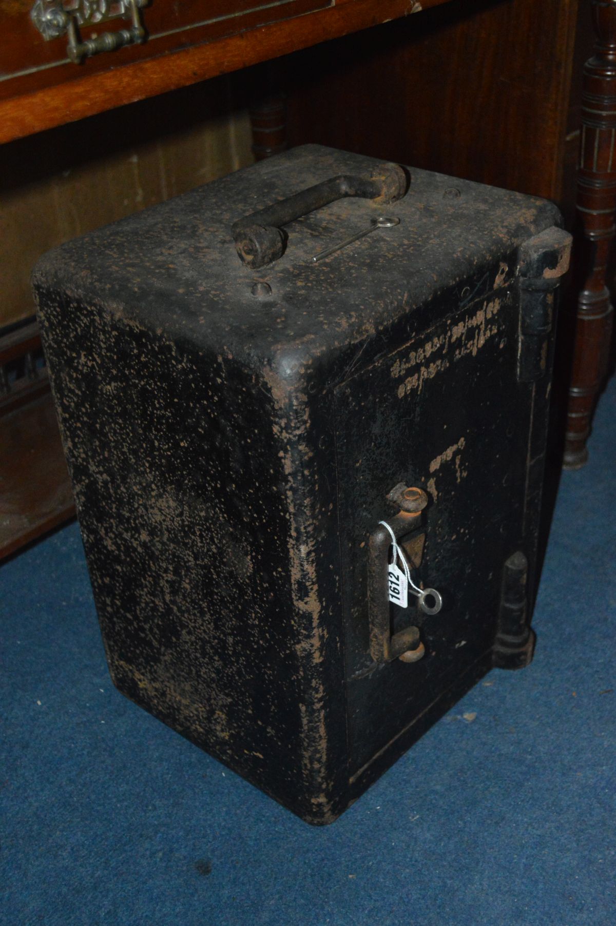 A SMALL VINTAGE SAFE (two keys)