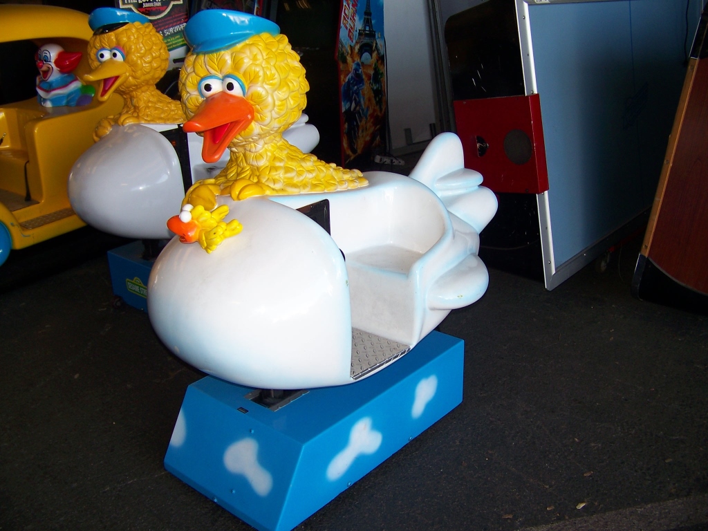 BIG BIRD SESAME STREET KIDDIE RIDE COIN OP