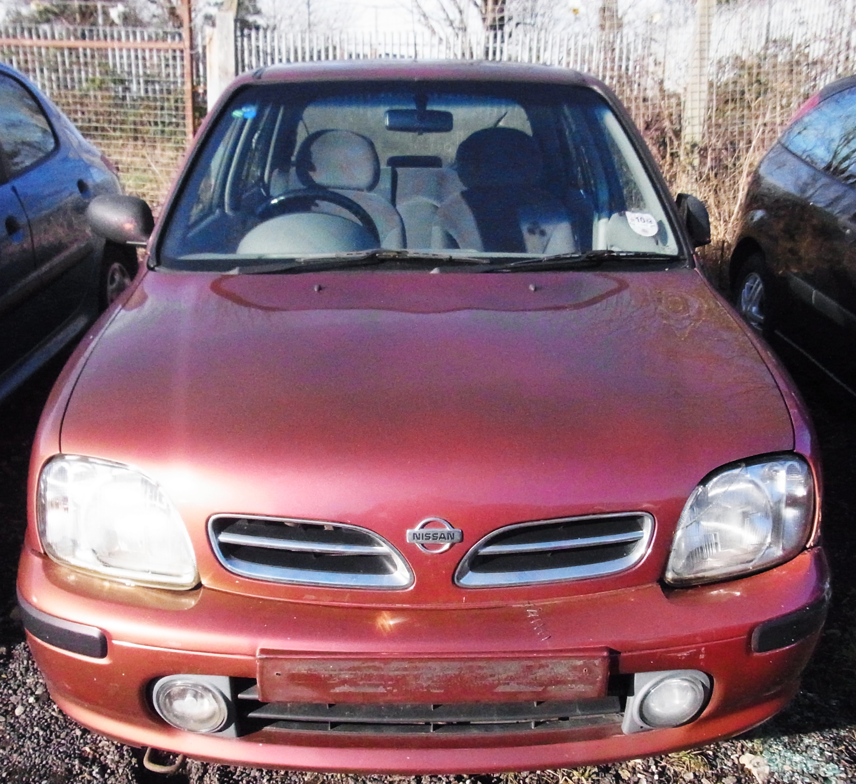 NISSAN MICRA MYSTIQUE 1.3L 5 DOOR HATCHBACK - petrol - gold Reg No W606 ...