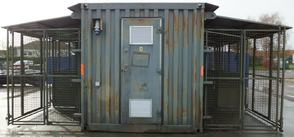 20ft Containerised Dog Kennels