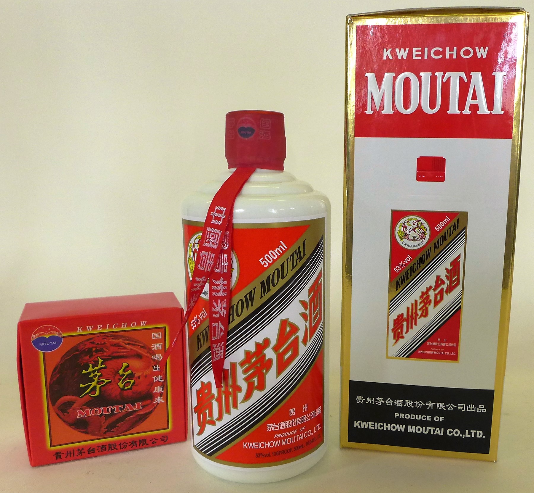1 bottle (50 cl.) Kweichow Moutai 2012 in Original Presentation Carton ...