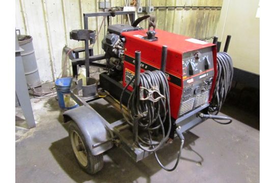 Lincoln Ranger 225 Amp Gas Welder/Generator with Portable Trailer, sn ...