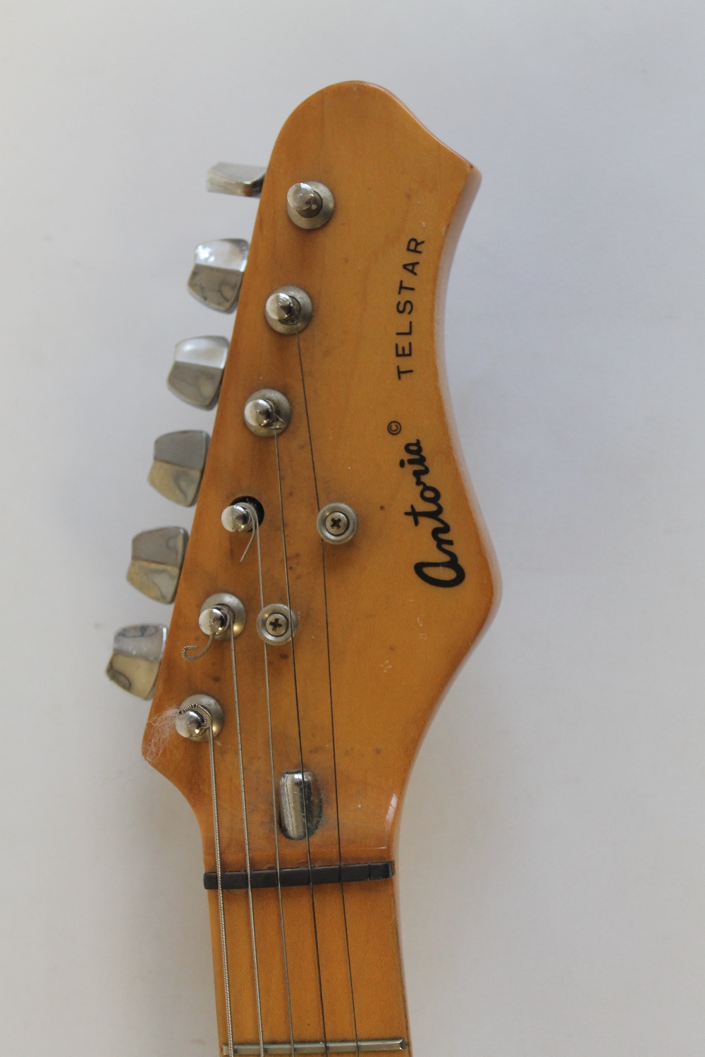 A VINTAGE 'ANTORIA, TELSTAR' ELECTRIC GUITAR