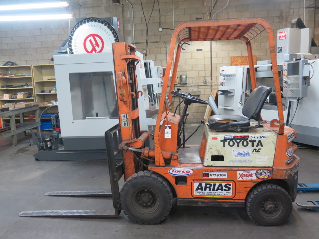 Toyota 2FG14 3000 Lb Cap Gas Powered Forklift s/n 2FG14-15022 w/ 2 ...