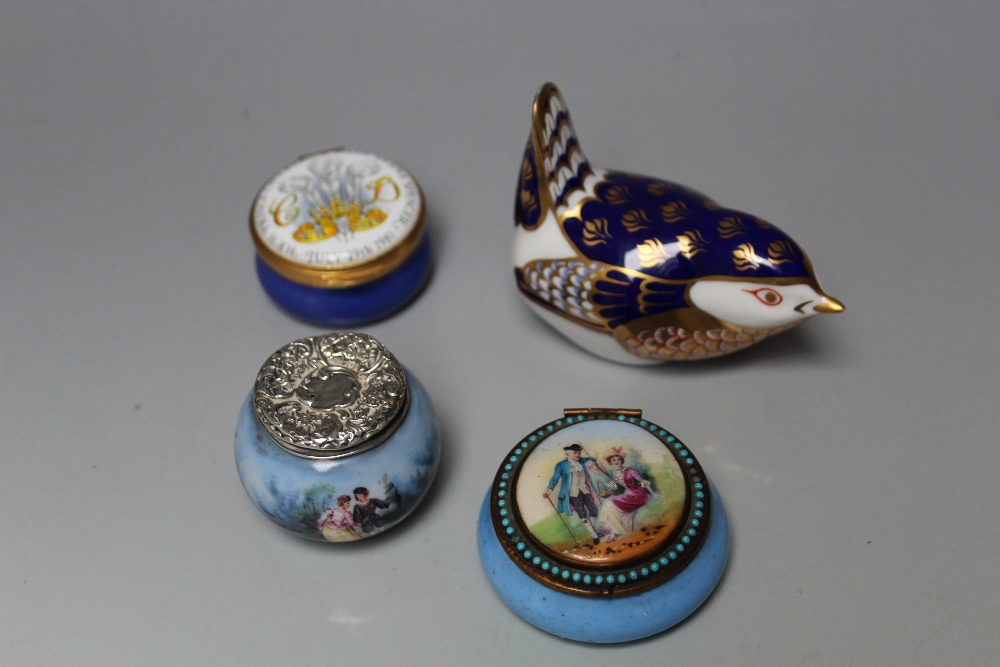 A COLLECTION OF THREE TRINKET BOXES, one an enamel example by Crummles ...