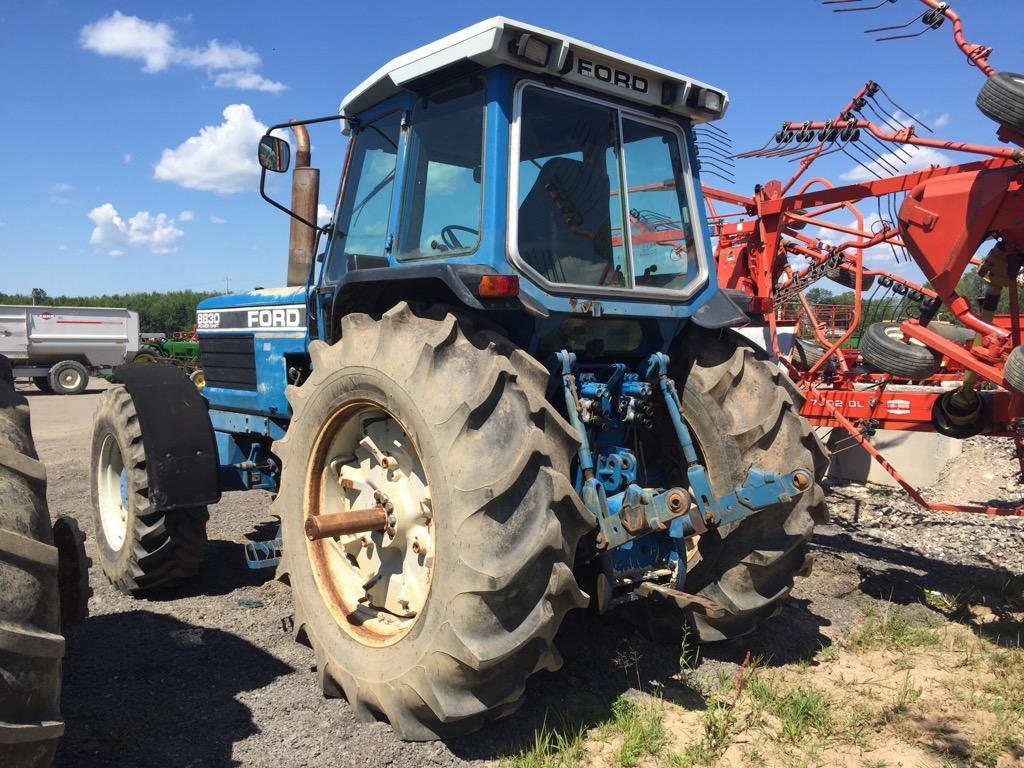 FORD 8830, POWERSHIFT, 4WD,