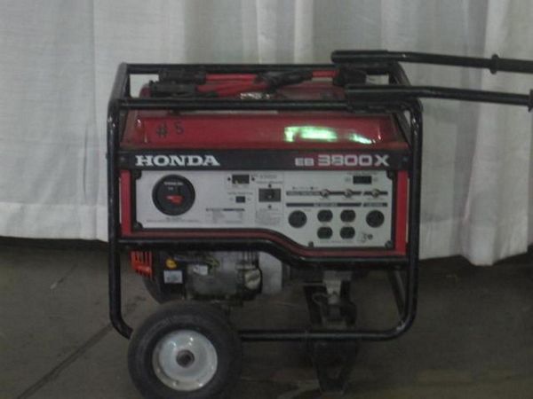Honda 3800 Watt Generator