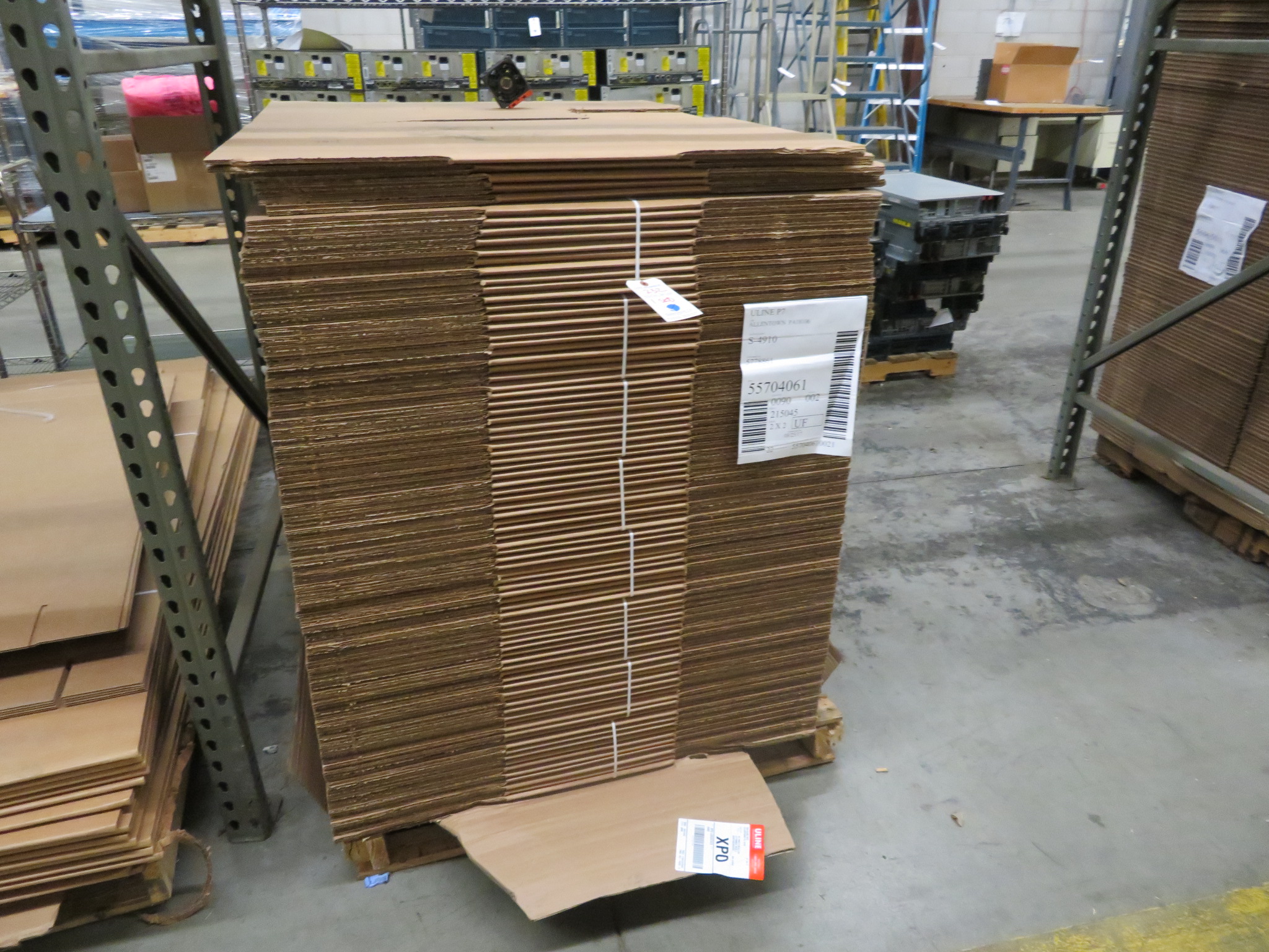 [LOT] Asst. Corrugated Cardboard Boxes on 1 Pallet (24x24x12)