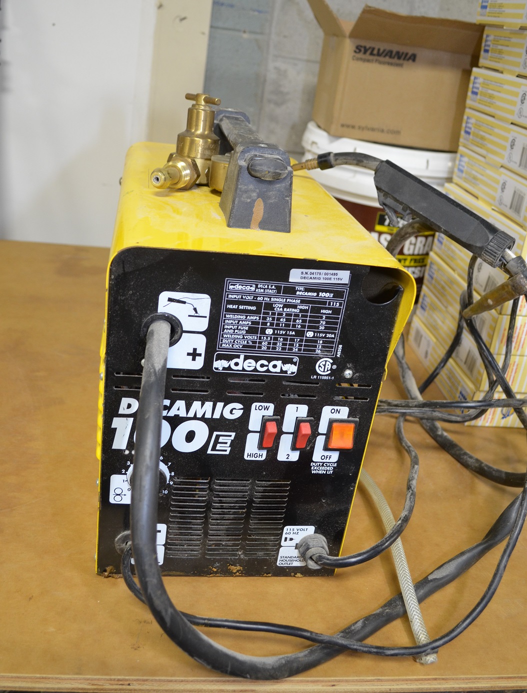 DECA Model Decamig 100K Welder