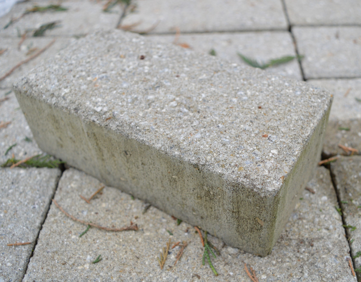 Concrete Paving Blocks 200mm x 100mm x 65mm Approx 180
