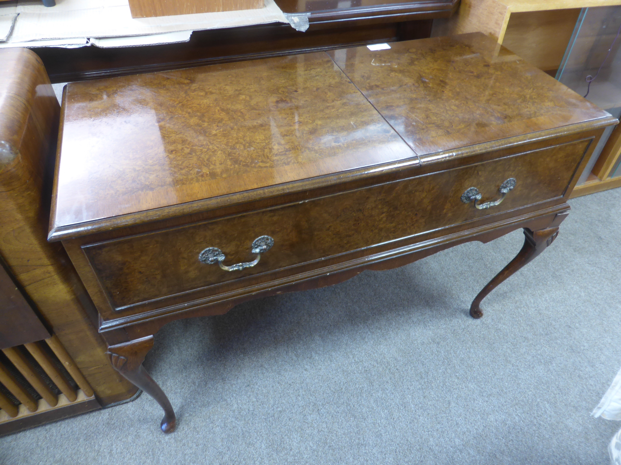 DYNATRON RADIOGRAM WITH GARRARD MODEL 3500 DECK