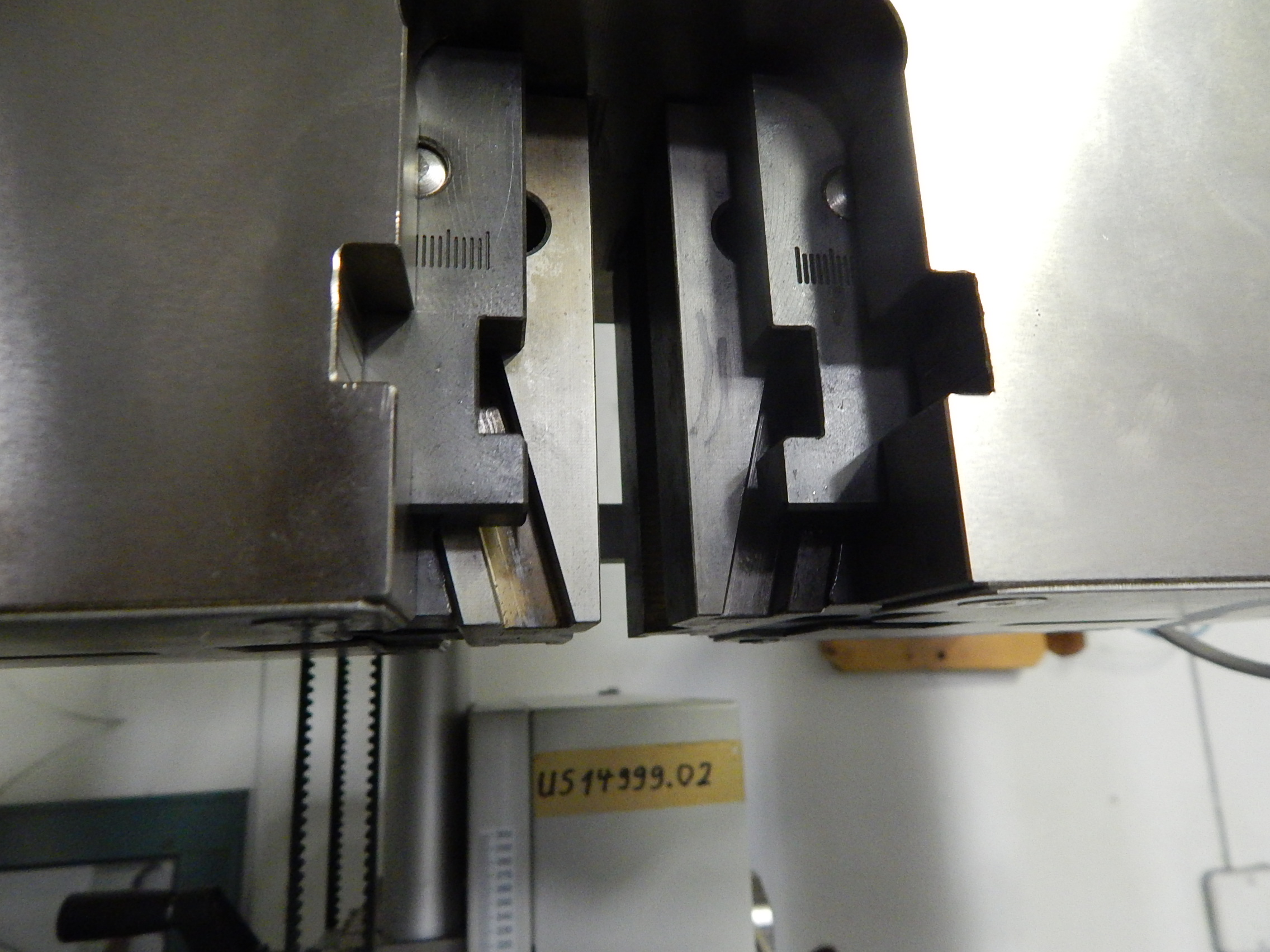 Zwick Roell Model Z100 Tensile Tester, s/n 182120, with Compaq PC and ...