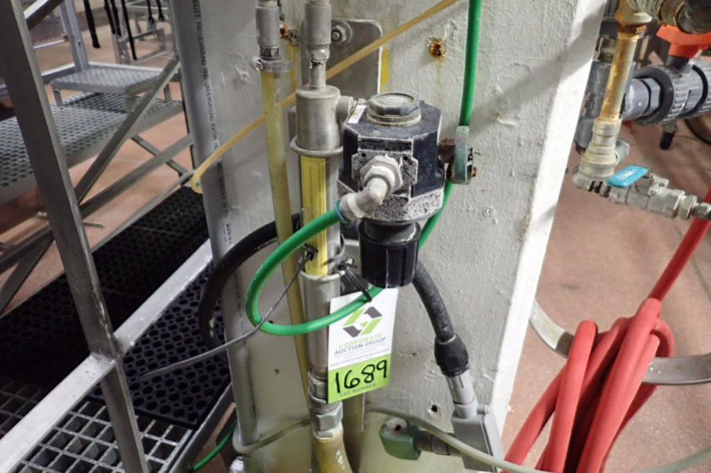 Ecolab high pressure foaming station, mixing valve, hose ** Rigging Fee ...