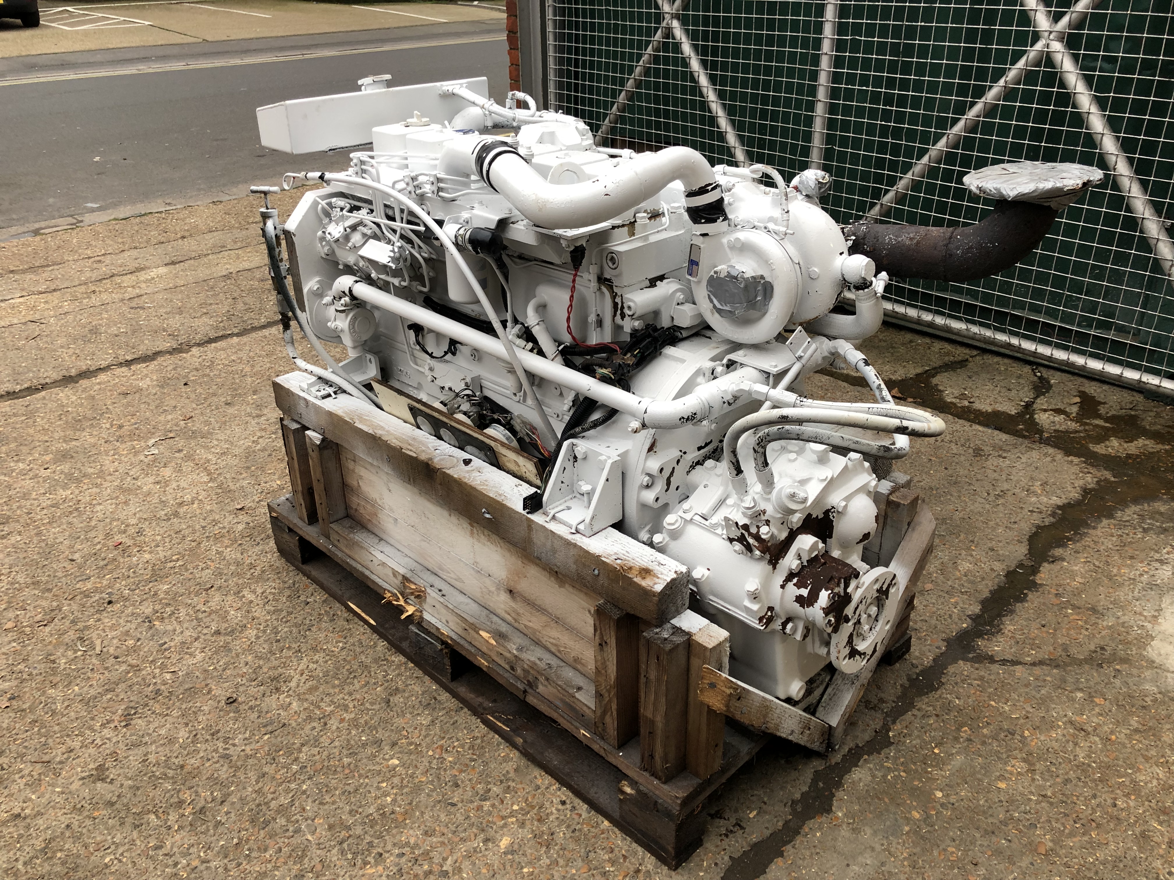 * Cummins 6BT Marine 6 Cylinder Diesel Engine - Used. Complete with PRM ...