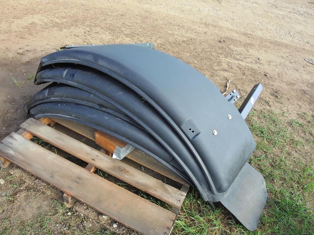 SET OF 4 BRENT GRAVITY WAGON FENDERS WITH MOUNTS