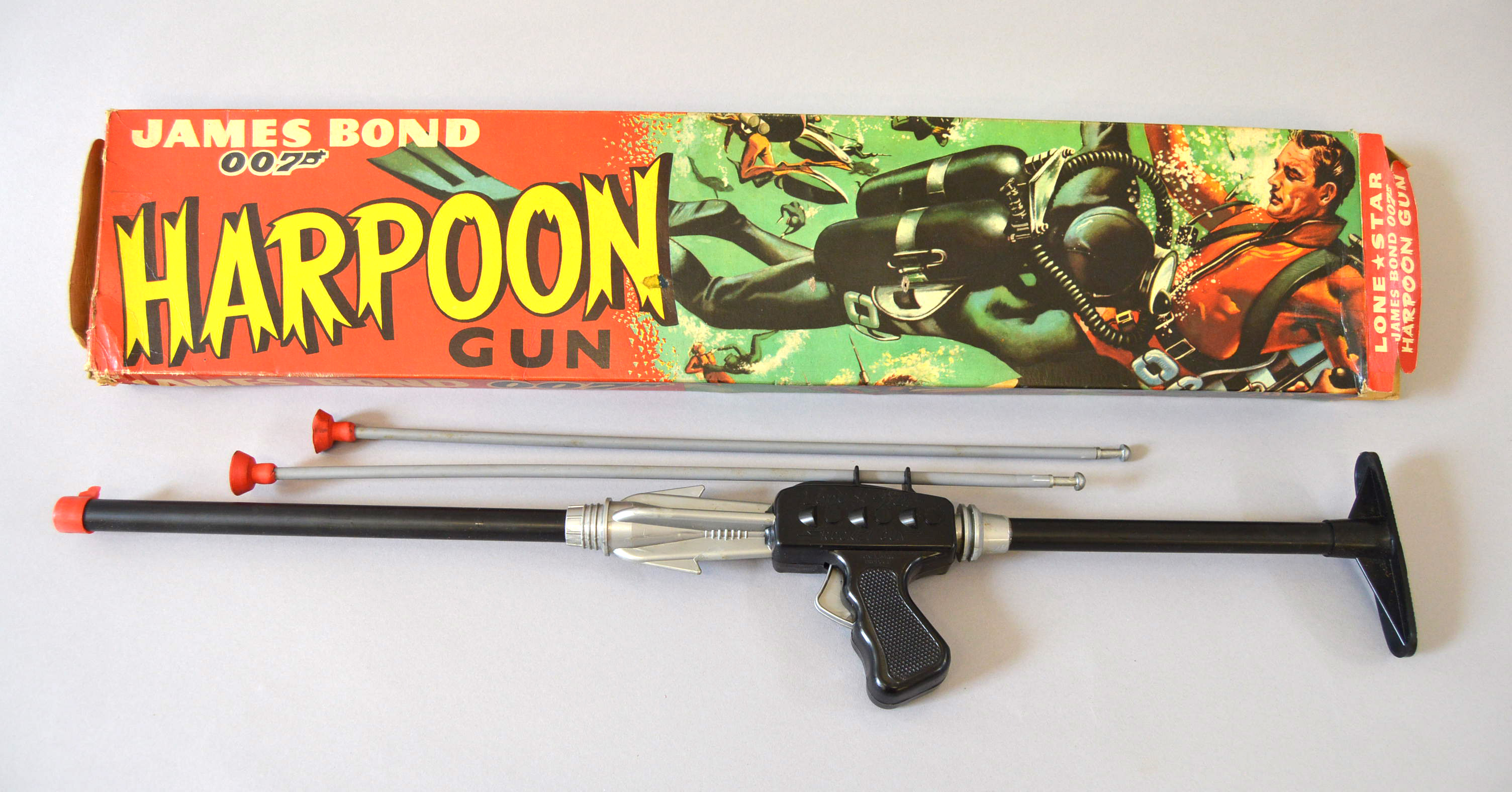 James Bond 007. Lone Star James Bond 'Thunderball' Harpoon Gun. Plastic ...