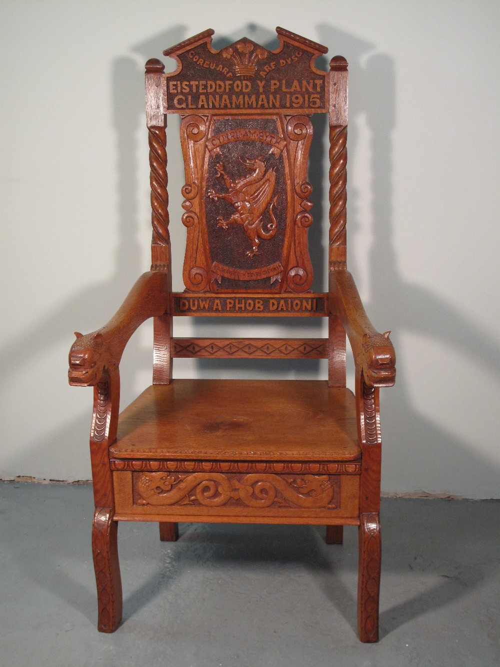 EARLY 19TH CENTURY WELSH OAK BARDIC OR EISTEDDFOD CHAIR having high ...