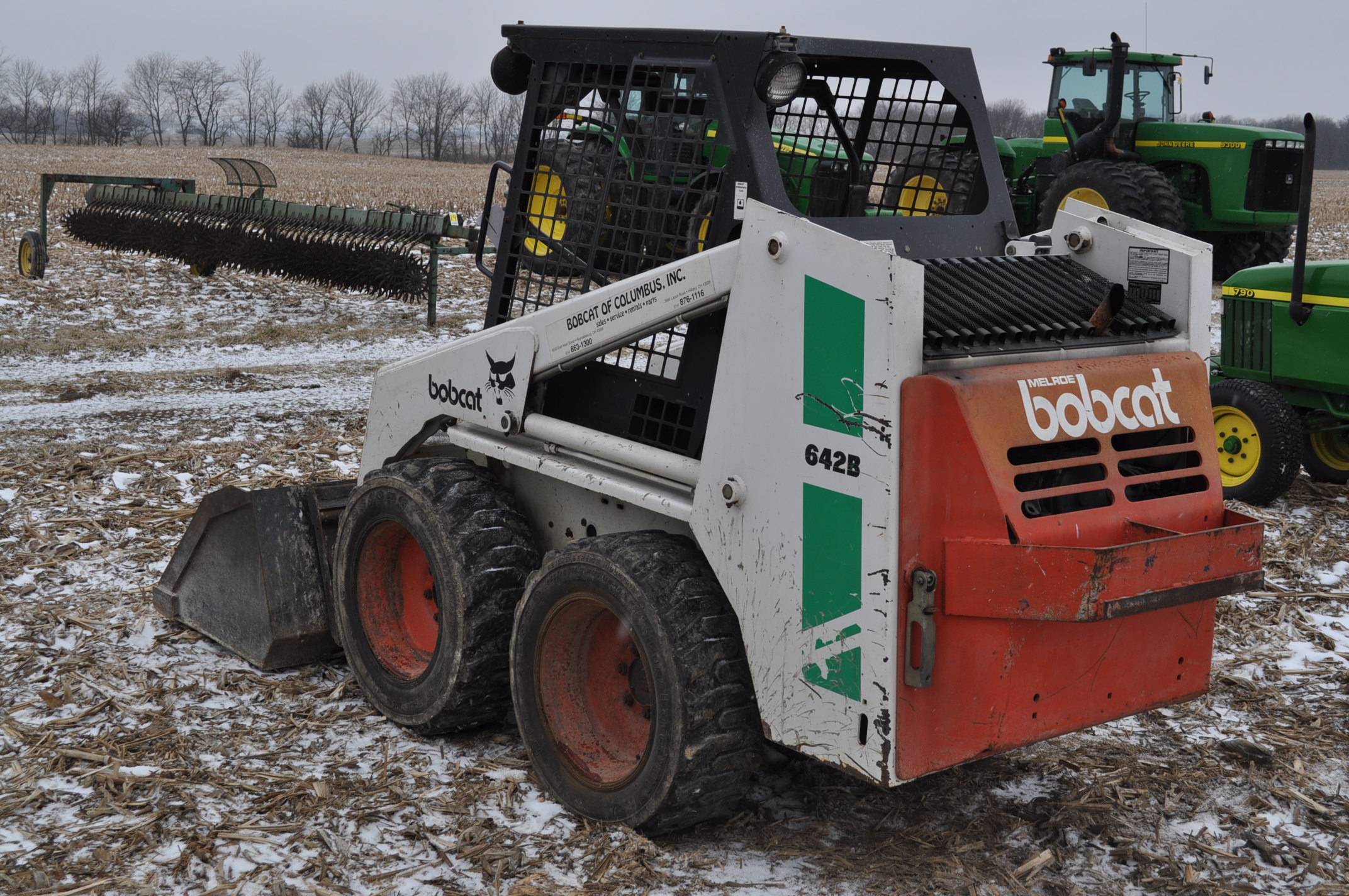 Bobcat 642B skid loader, gas, 5’ bucket, hand & foot controls, 2560 hrs