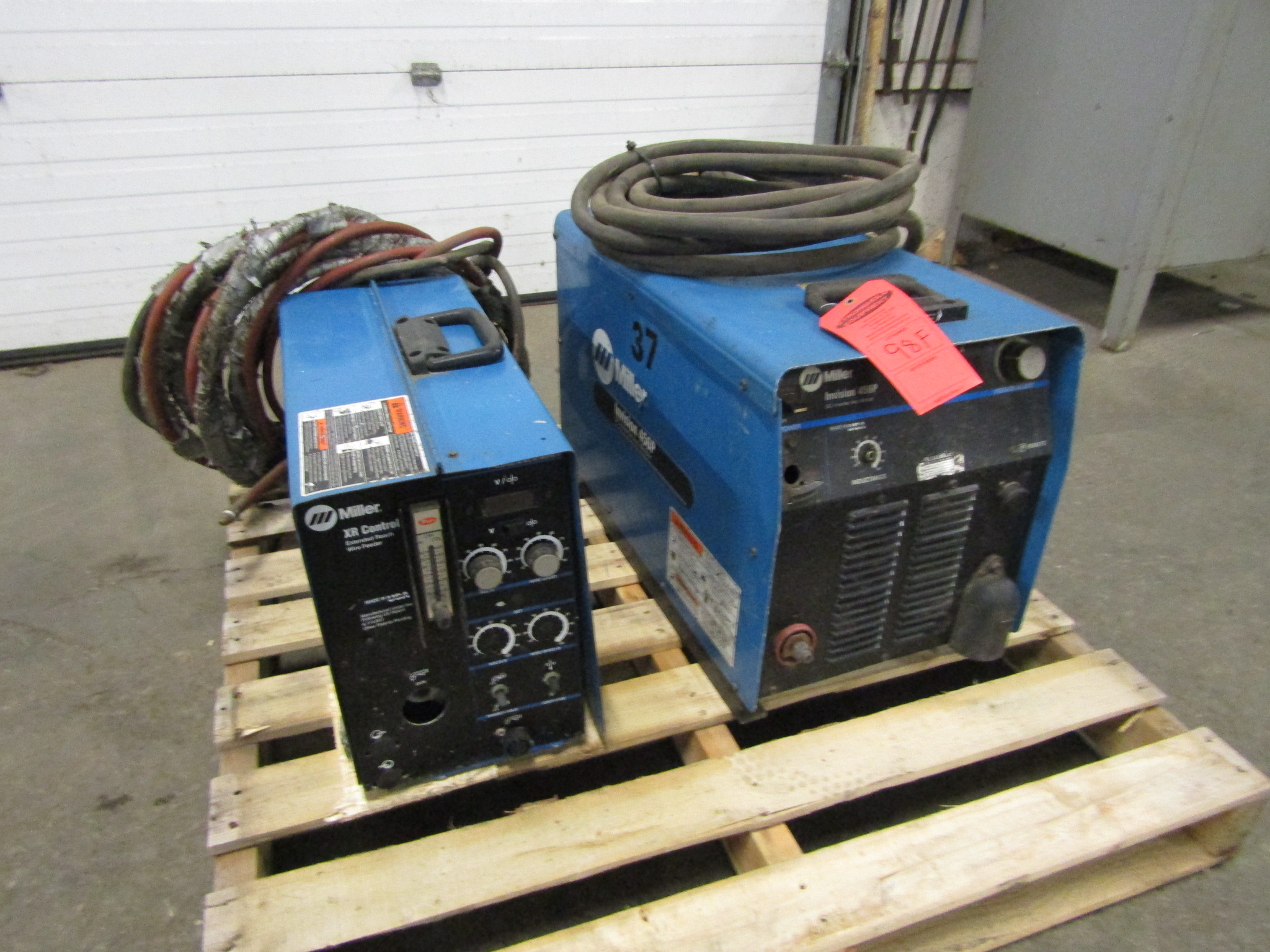 Miller Invision 456P Mig Welder / DC Inverter Arc Welder - 450 amp 3 ...