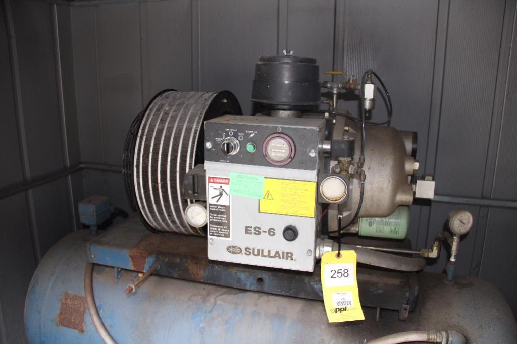 Sullair 10 HP Tank Mounted Rotary Vane Air Compressor Model ES6/10H/A ...