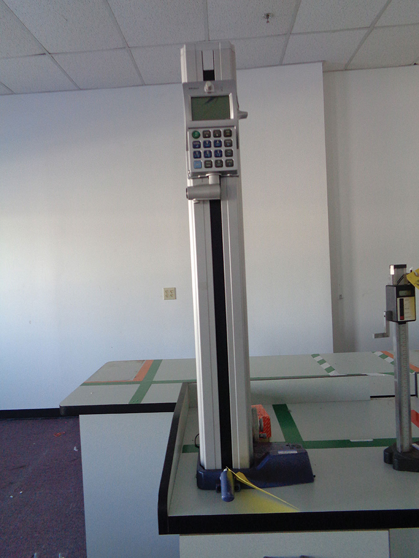 MITUTOYO QM-HEIGHT 600 HEIGHT GAUGE; MODEL QMH-600/24, S/N 0001022