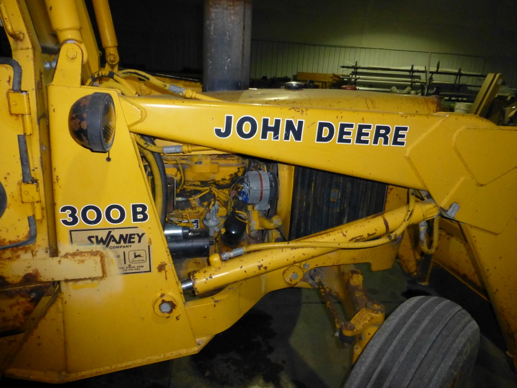 John Deere 300B loader and backhoe, 3 cylinder diesel, 8 gear manual ...