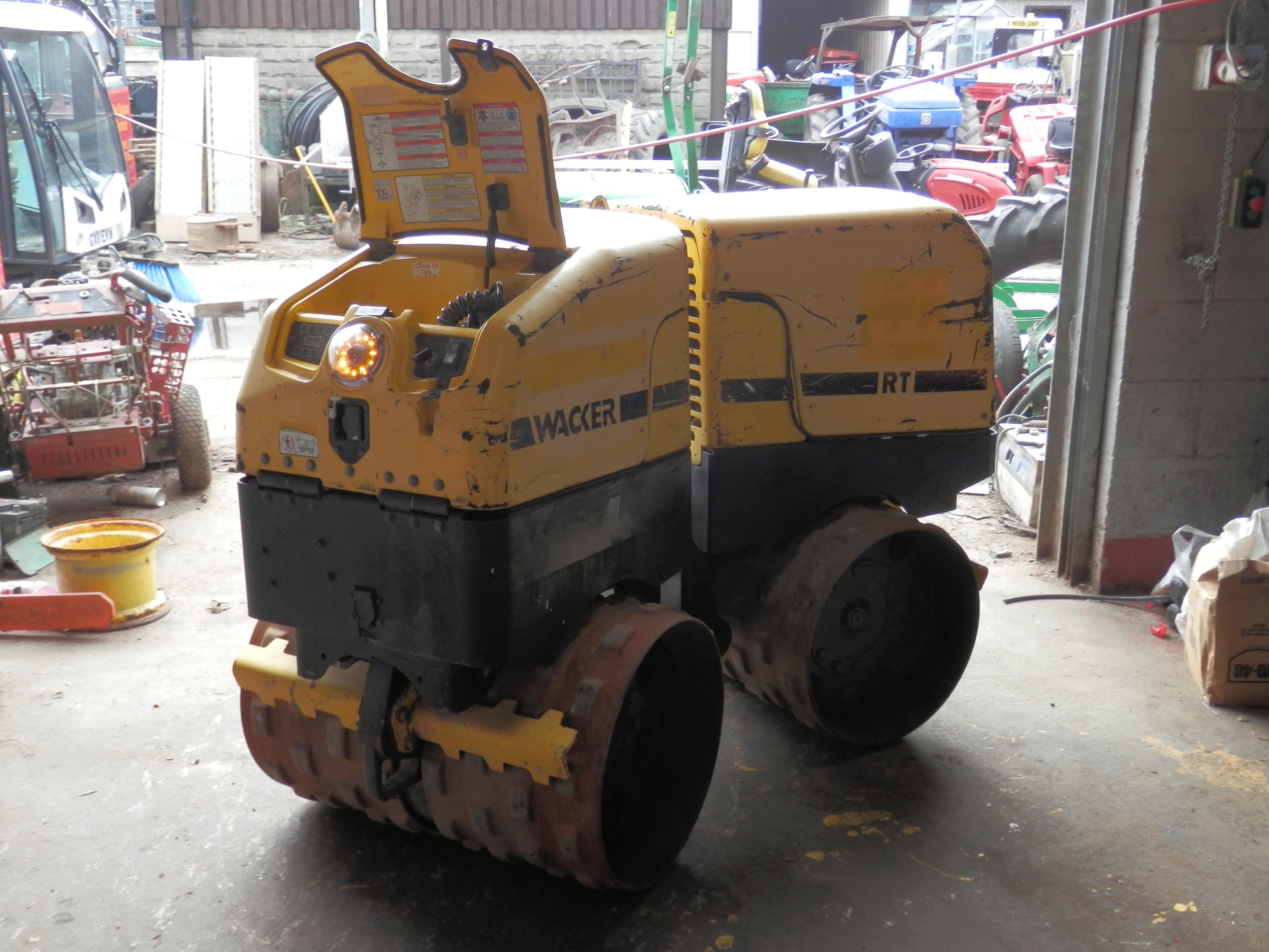 DS - 2006 RAMEX WACKER NEUSON RT, REMOTE CONTROL, TRENCH COMPACTOR. ALL ...