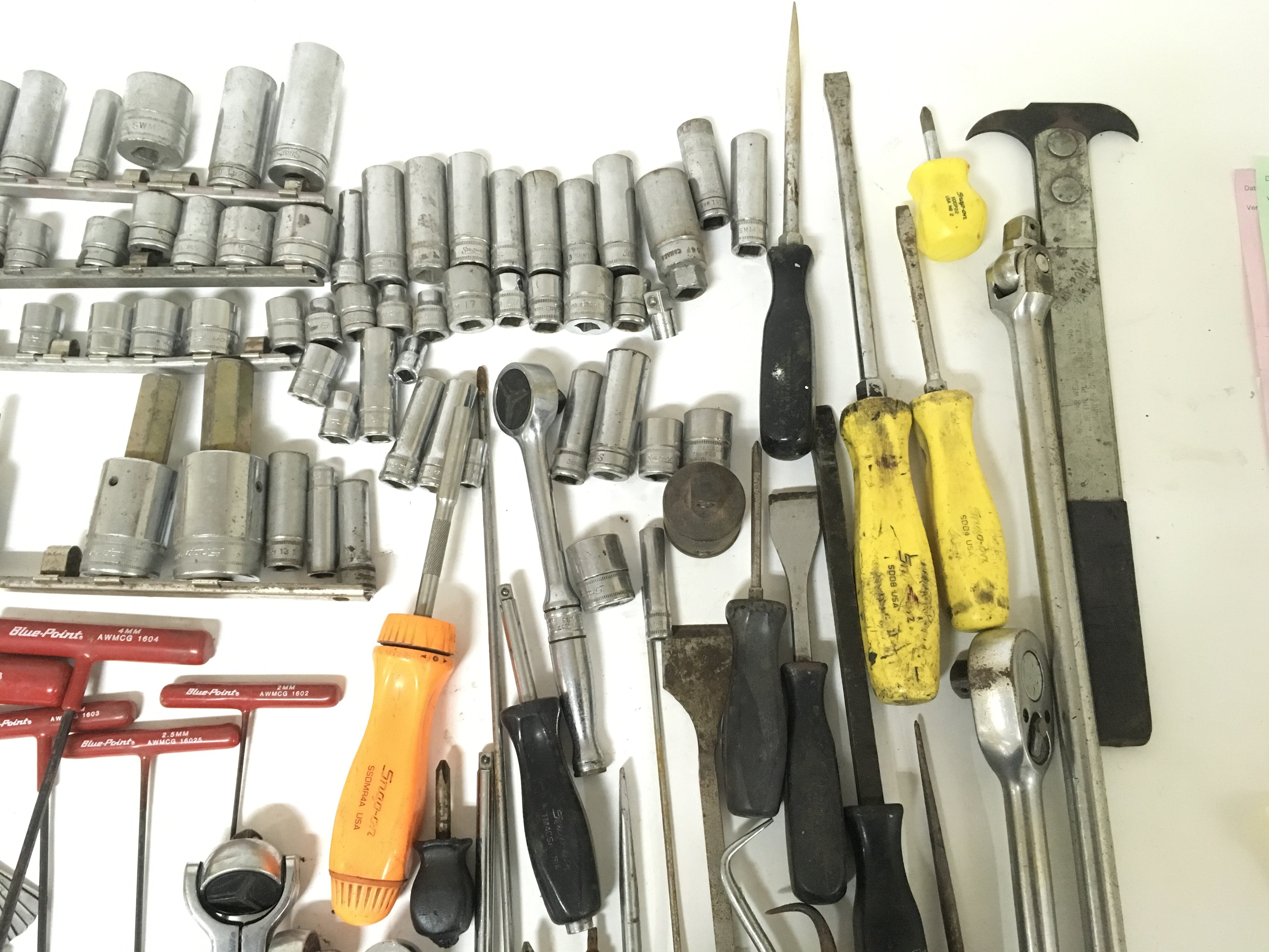 A box containing a large collection of Snap-on (snapon) and Blue-point ...