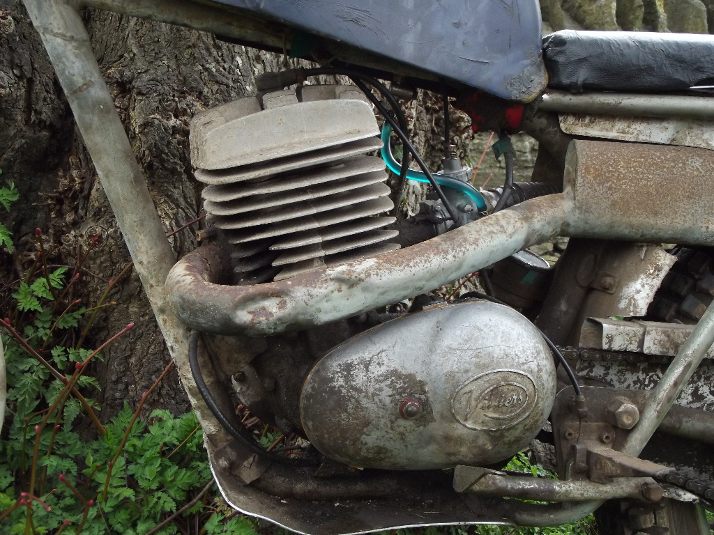 A 1967 Cheetah Villiers 37A 248cc trials, registration number GFX 705E ...