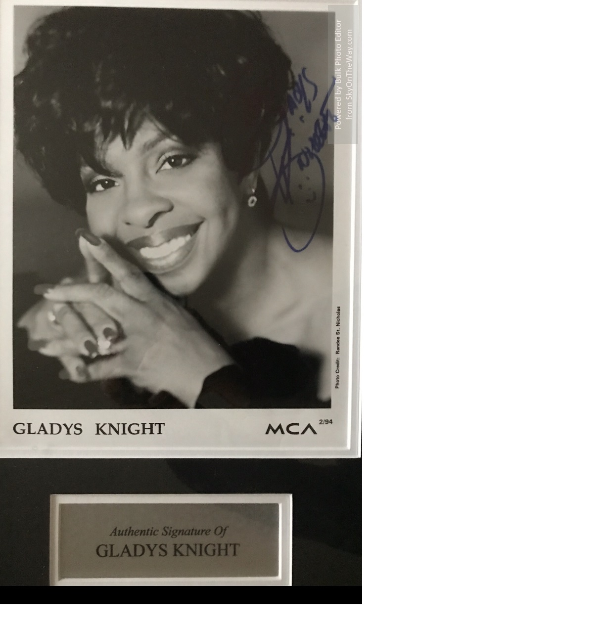 Gladys Knight signed 10 x 8 inch b/w photo. Nicely framed in black with ...