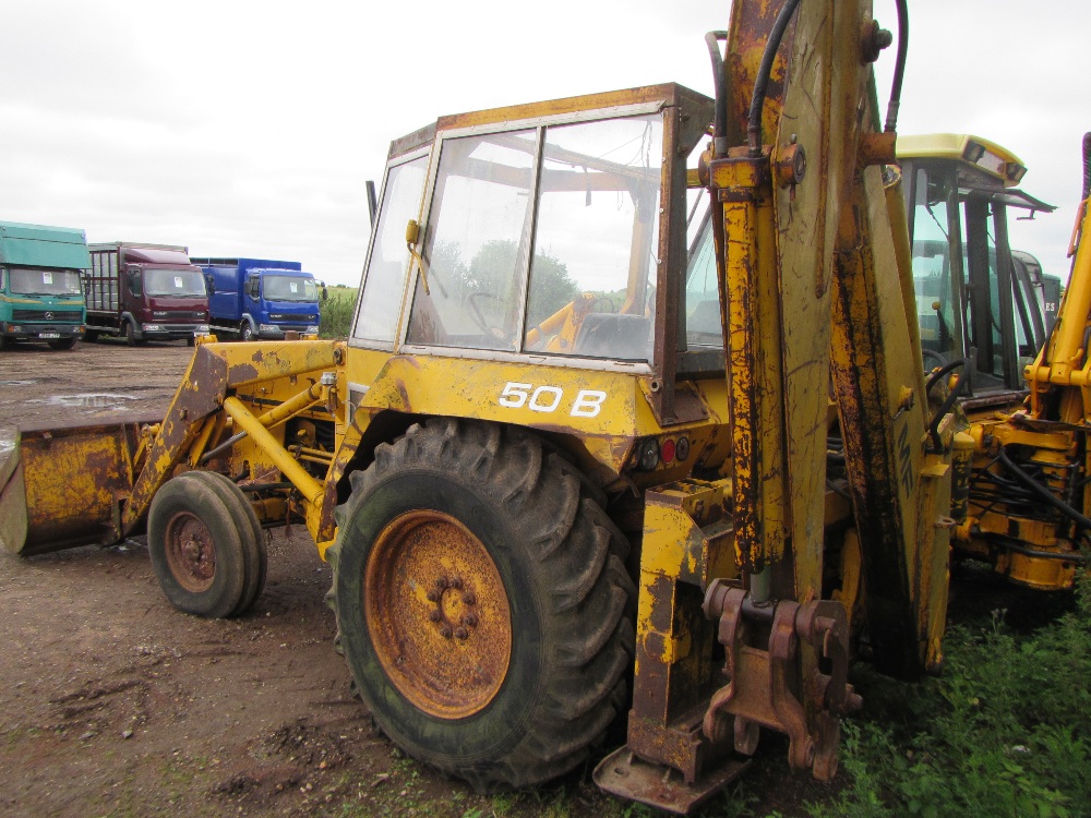 Massey Ferguson 50B Digger
