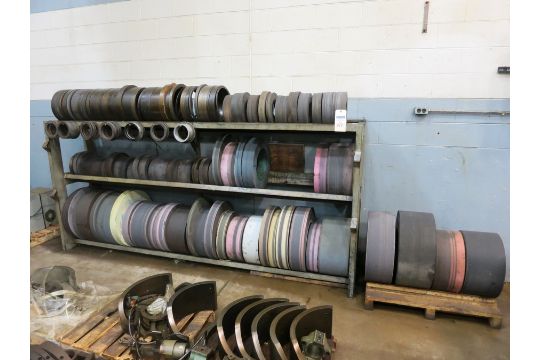 GRINDING WHEELS AND HUB PLUS RACK