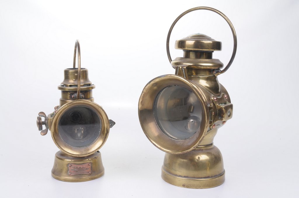 Two early 20th Century brass car lamps To include a Lucas 'King of the ...