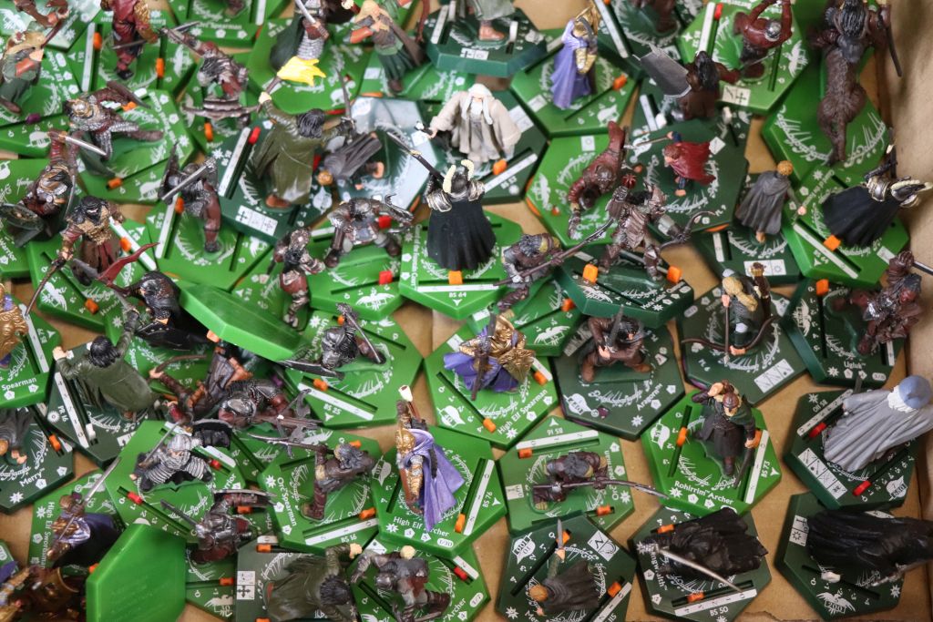 Combat Hex - Collection of Lord of the Rings Miniature Game Figures ...