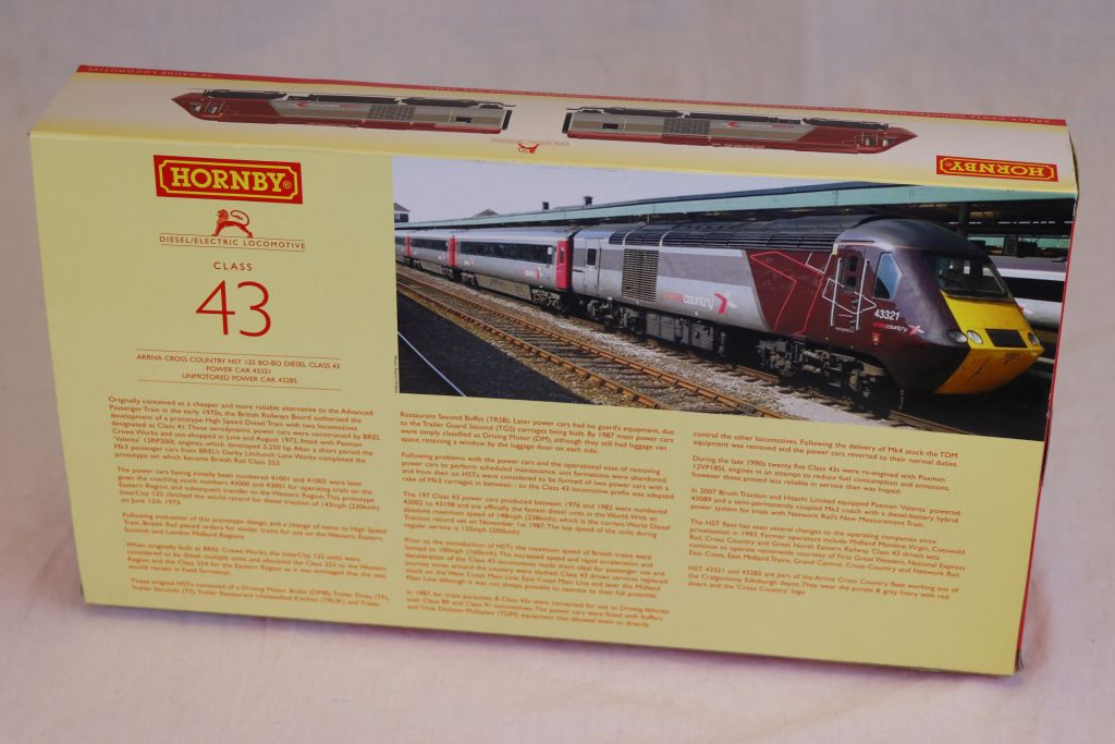 Boxed Hornby OO gauge DCC Ready R2949 Arriva Cross Country Class 43 HST train pack