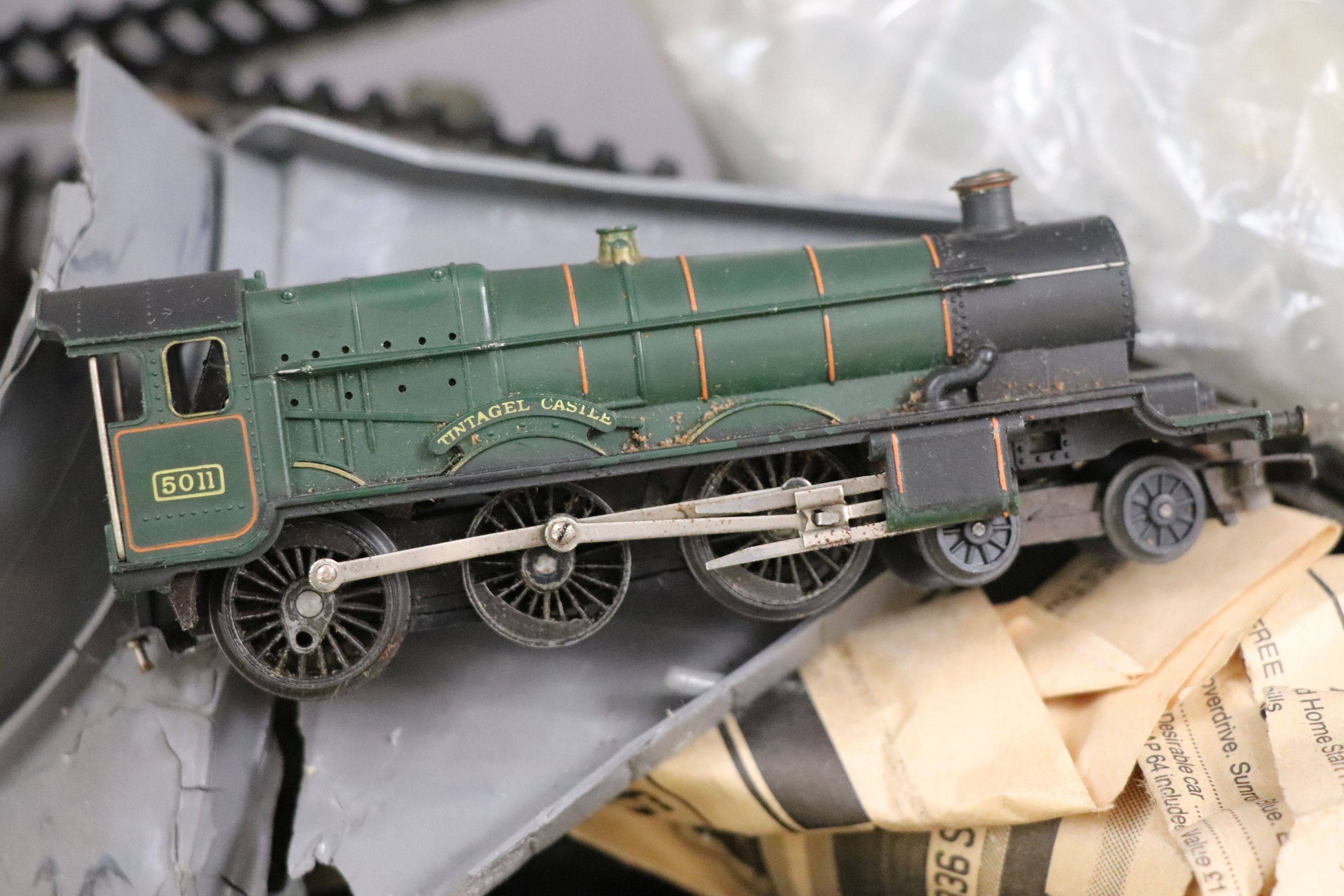 Good collection of Triang TT gauge model railway to include boxed items ...