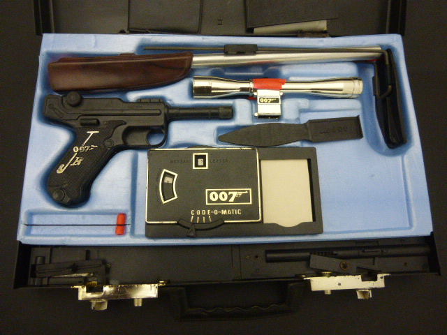 James Bond 007 plastic briefcase containing agent accessories including ...