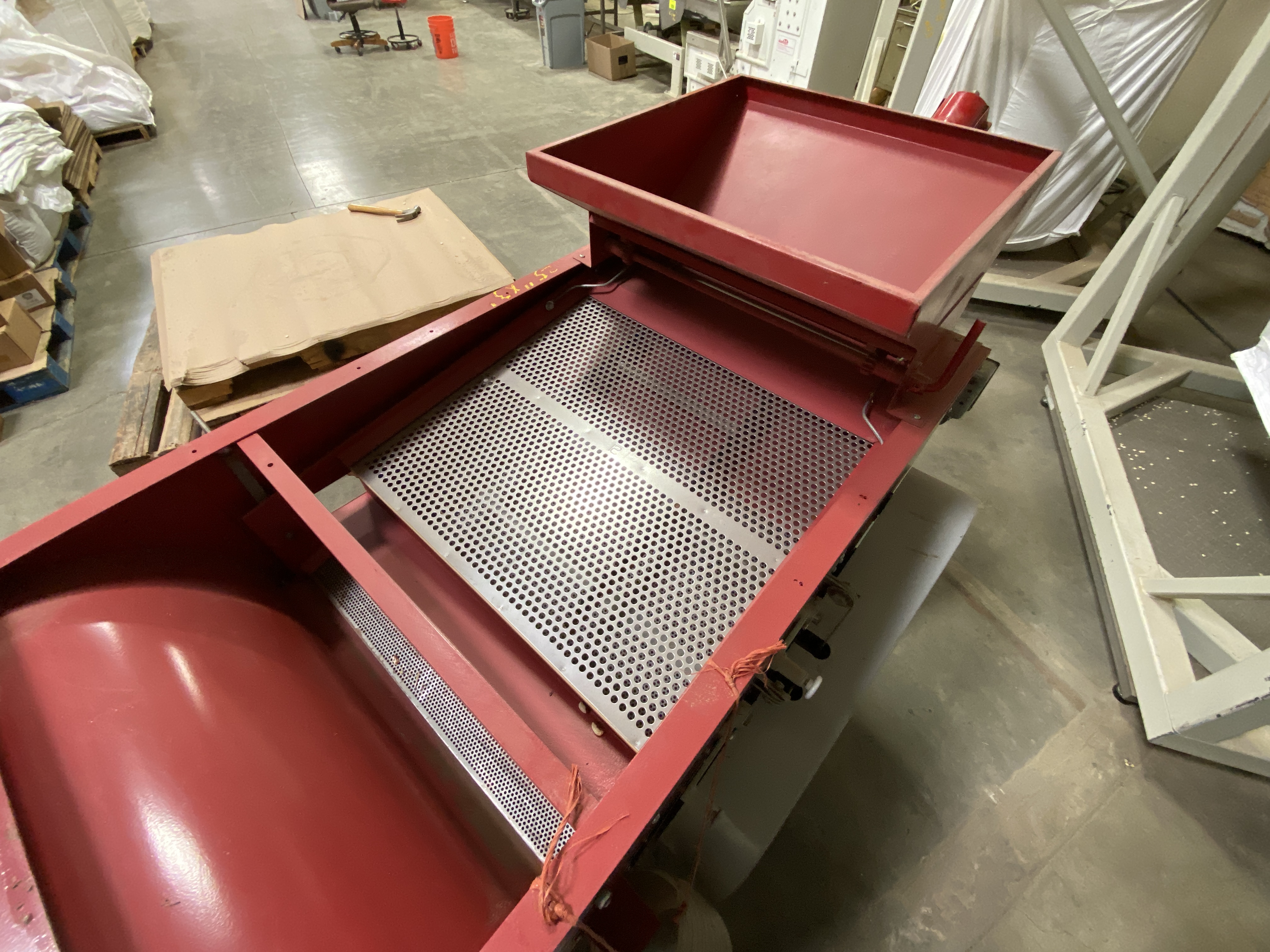 Clipper model M2B seed/grain cleaner, with bottom air blast separator ...