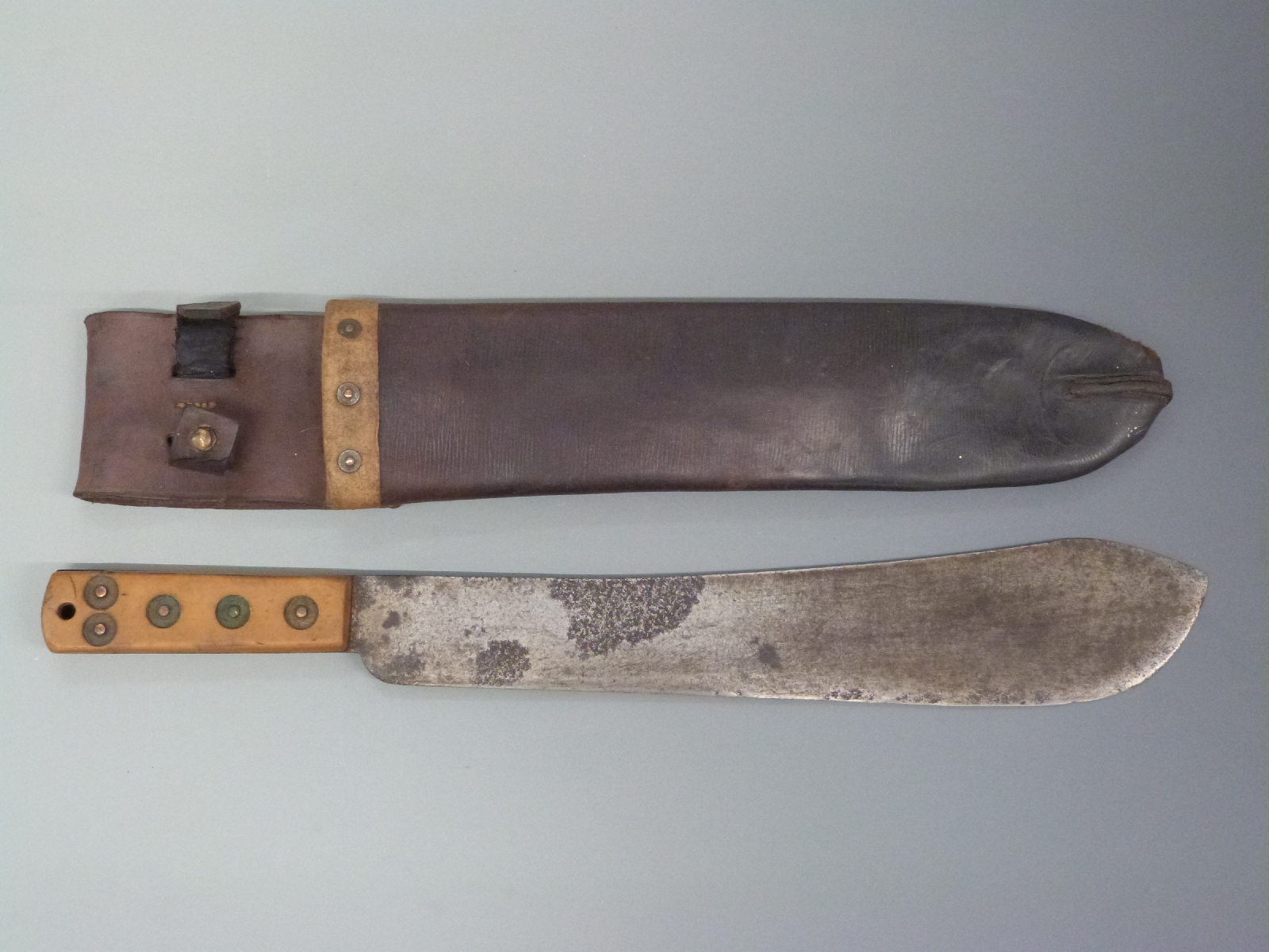 WWII British Army machete with leather scabbard, made in Birmingham ...