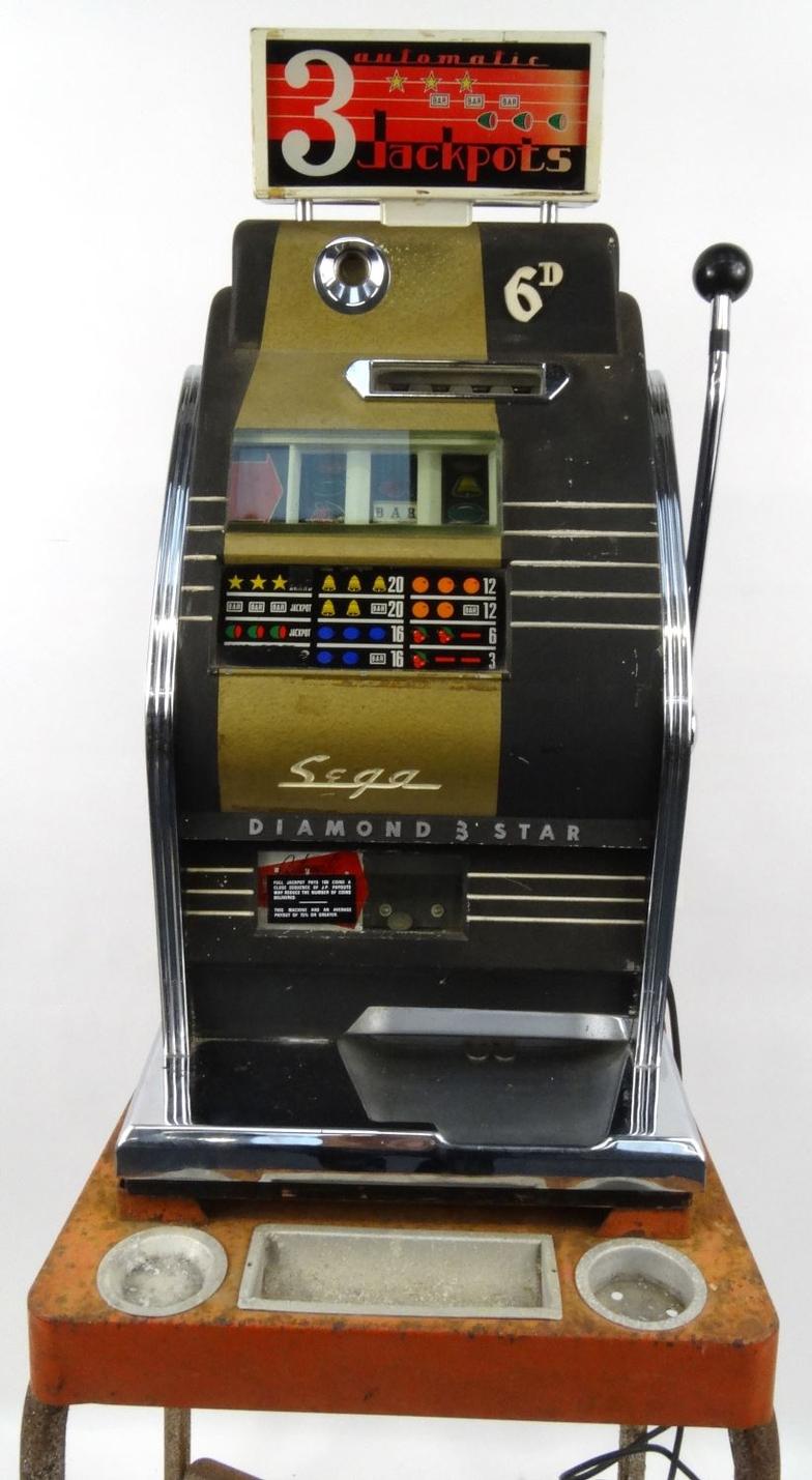 Sega Diamond 3 Star one armed bandit with stand, 180cms tall : For ...